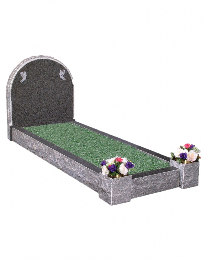 Natural Edged Grey Kerb Set - Leverton Bros